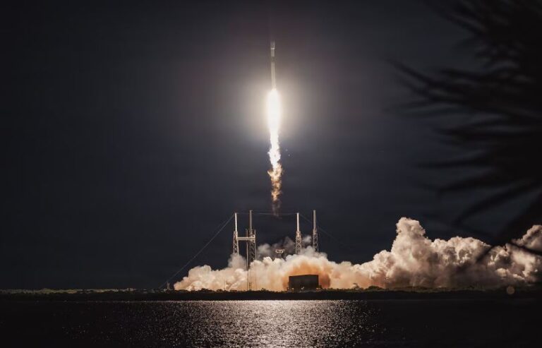 Space Force Switches Final GPS III Satellite Launch to SpaceX Amid ...